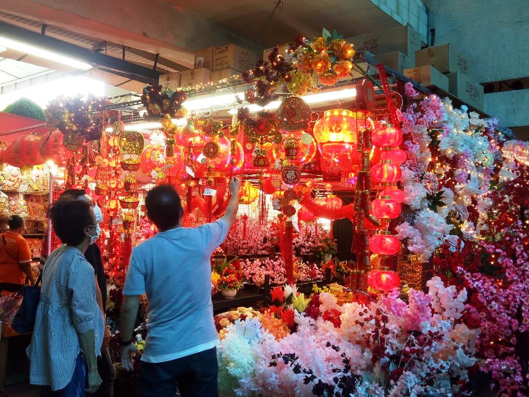 Menyambut Imlek di Pasar Atom - Super RadioSuper Radio