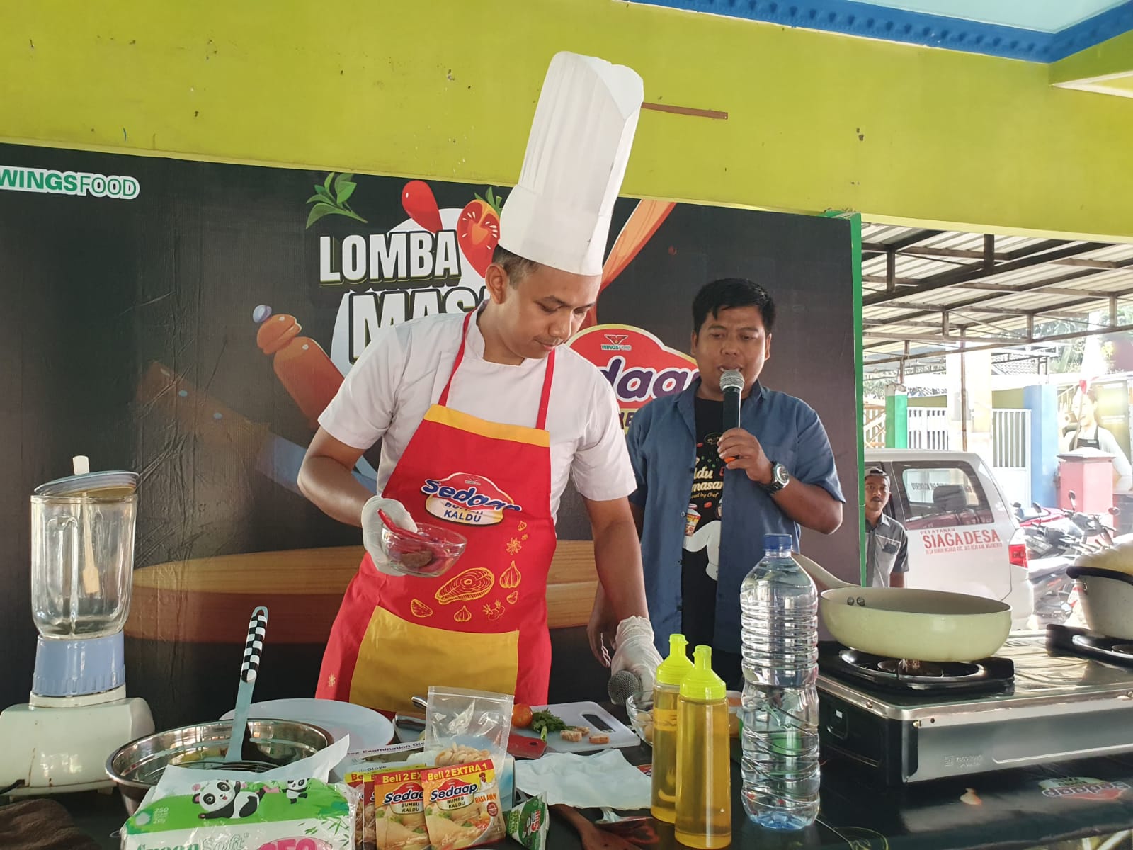 Demo dan Lomba Memasak Bersama Chef Hotel Aston Mojokerto - Super ...