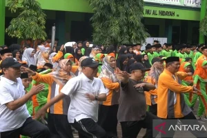 Menteri Pendidikan Gencar Promosi Senam Anak Indonesia Hebat - Super ...